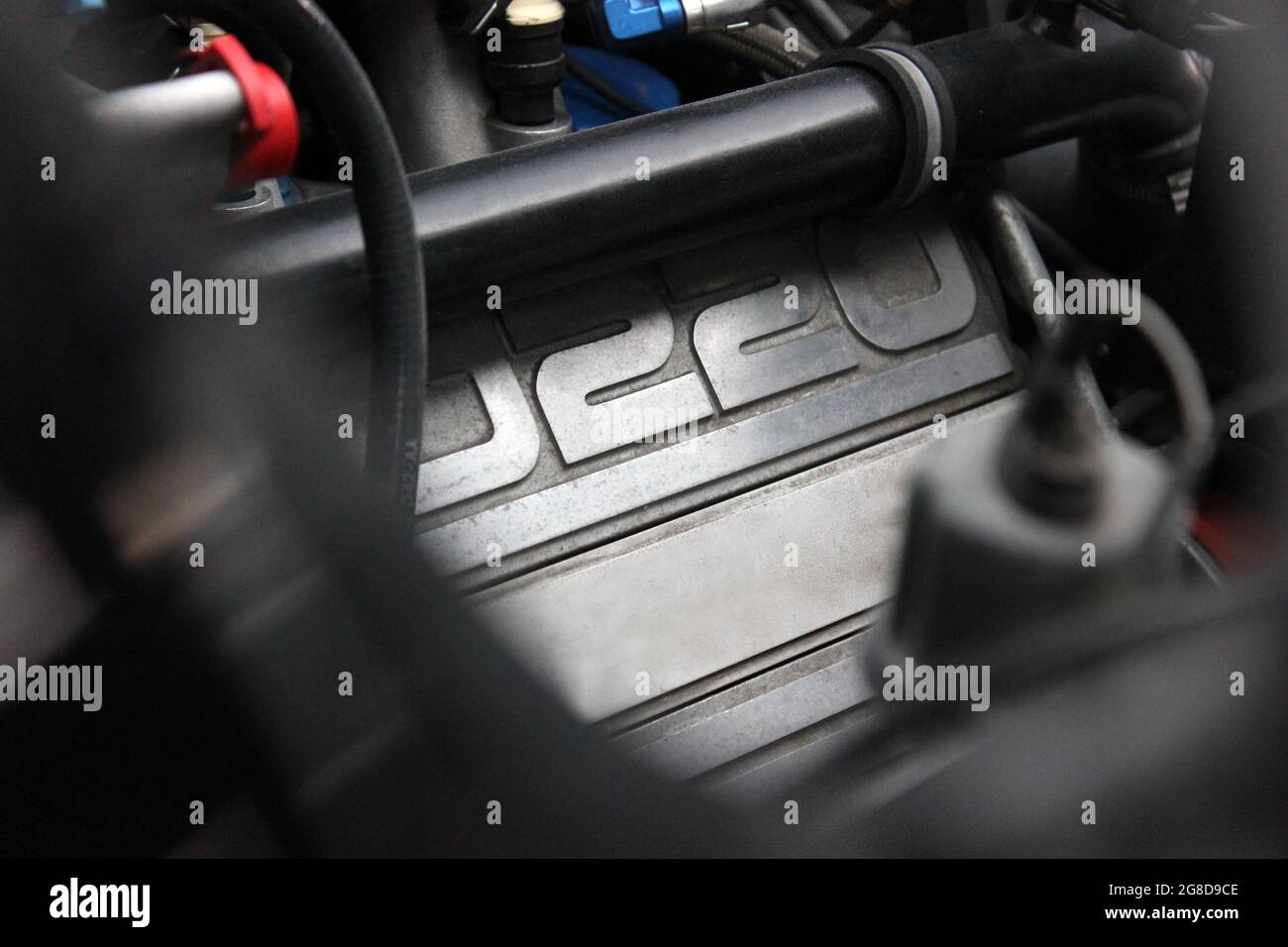 Old jaguar xj220 hi-res stock photography and images - Alamy