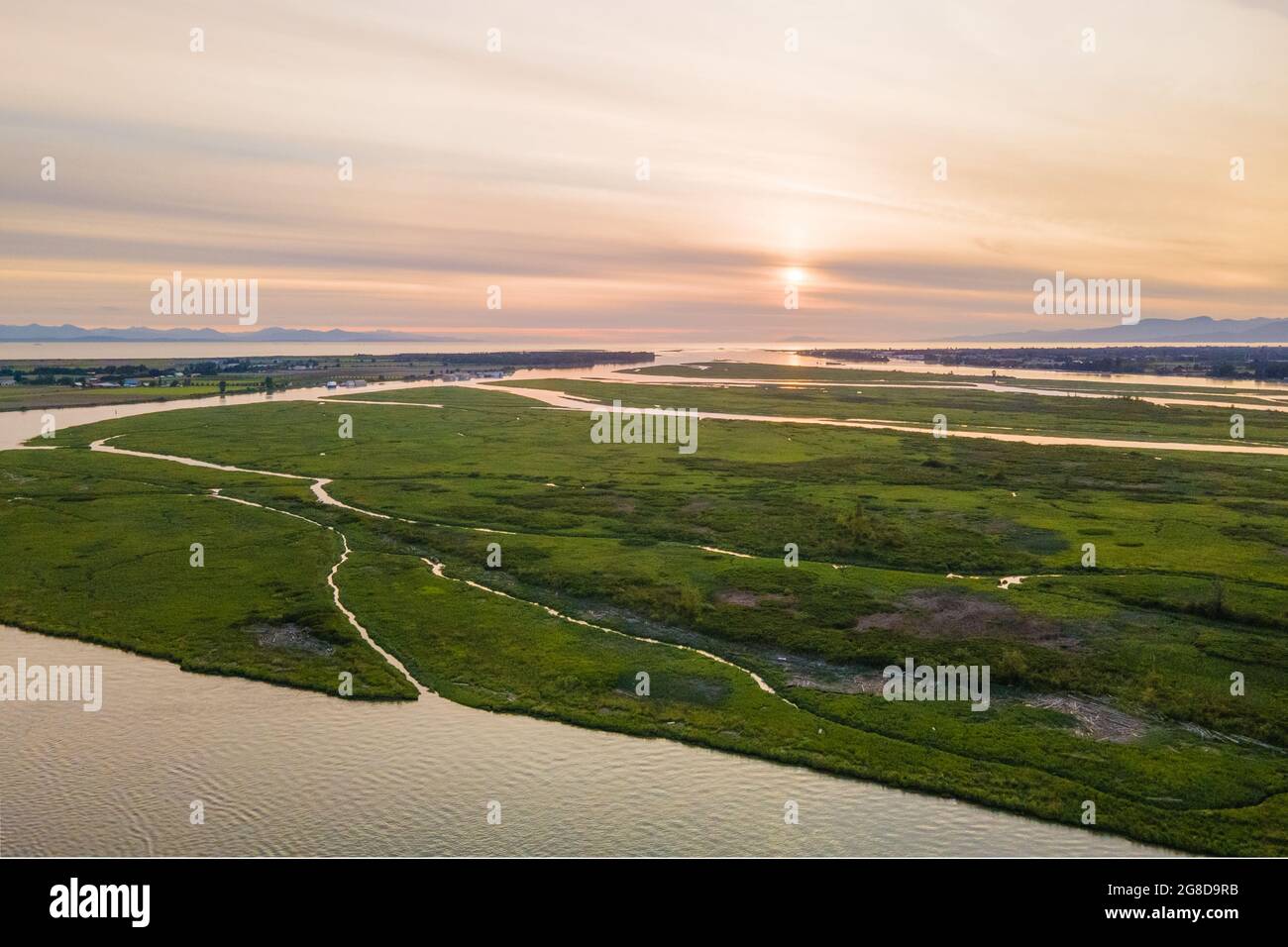 Fraser river delta hi-res stock photography and images - Alamy