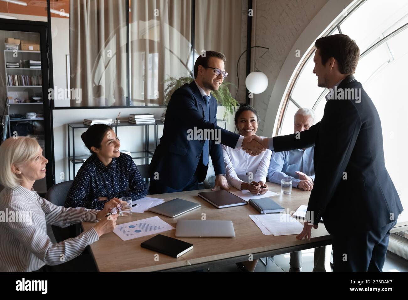 Hr manager welcoming new hi-res stock photography and images - Alamy