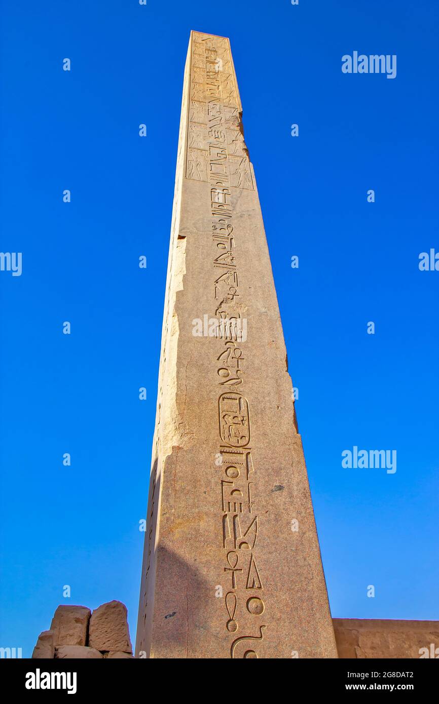 The obelisk of Pharoah Thutmose I, Karnak Temple Complex, Egypt Stock ...