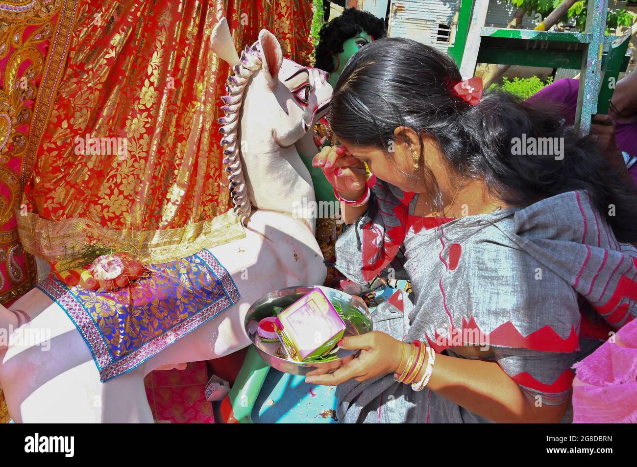 India goddess foot hi-res stock photography and images - Alamy