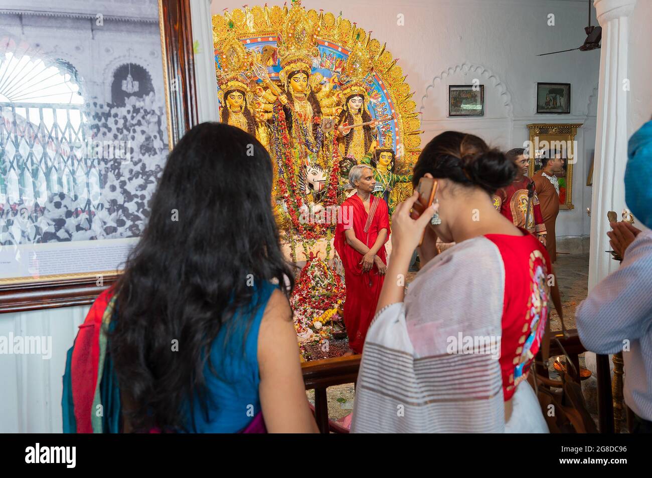 Kolkata photographer hi-res stock photography and images - Alamy