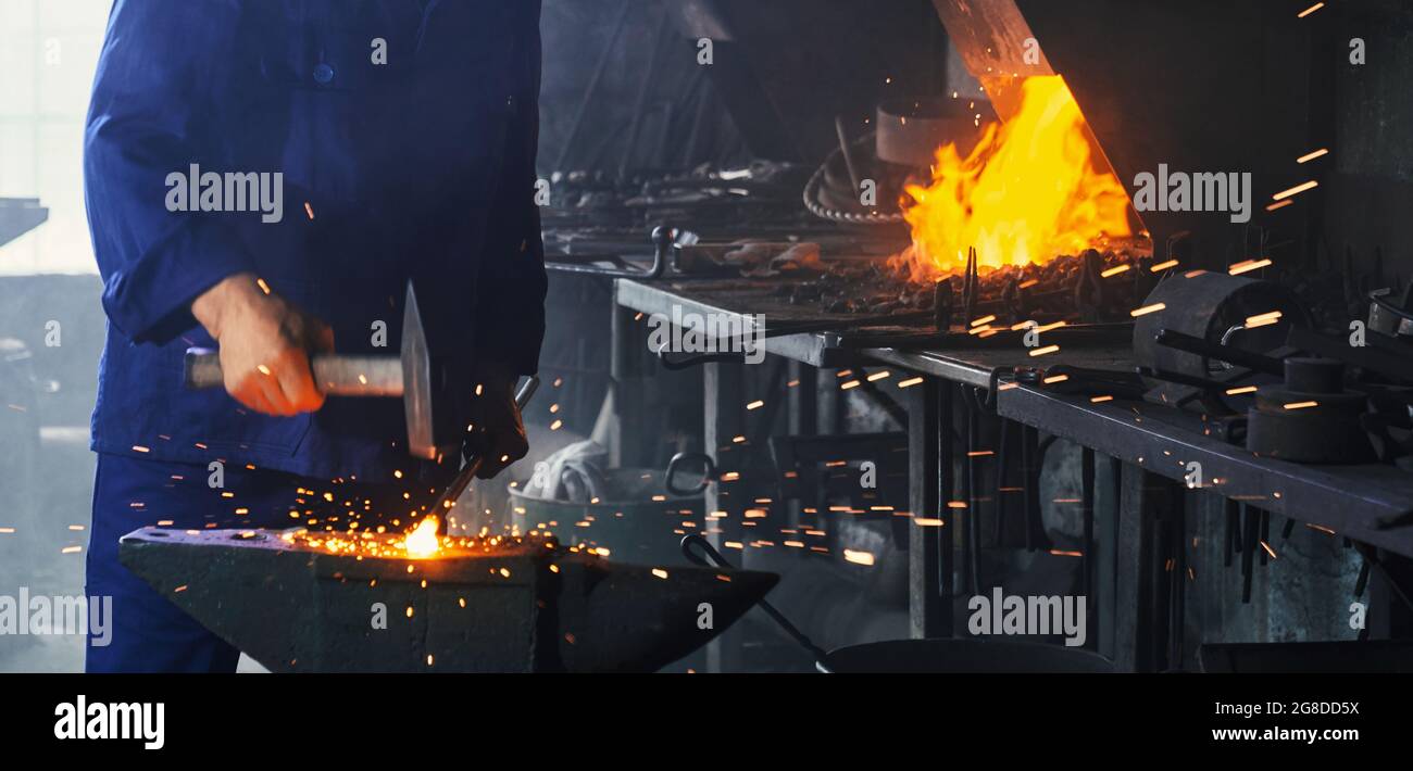 Forging temperature hi-res stock photography and images - Alamy