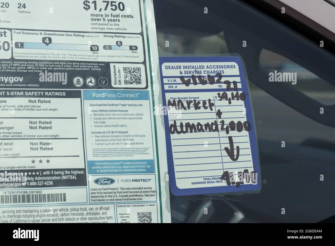 Fordism hi-res stock photography and images - Alamy