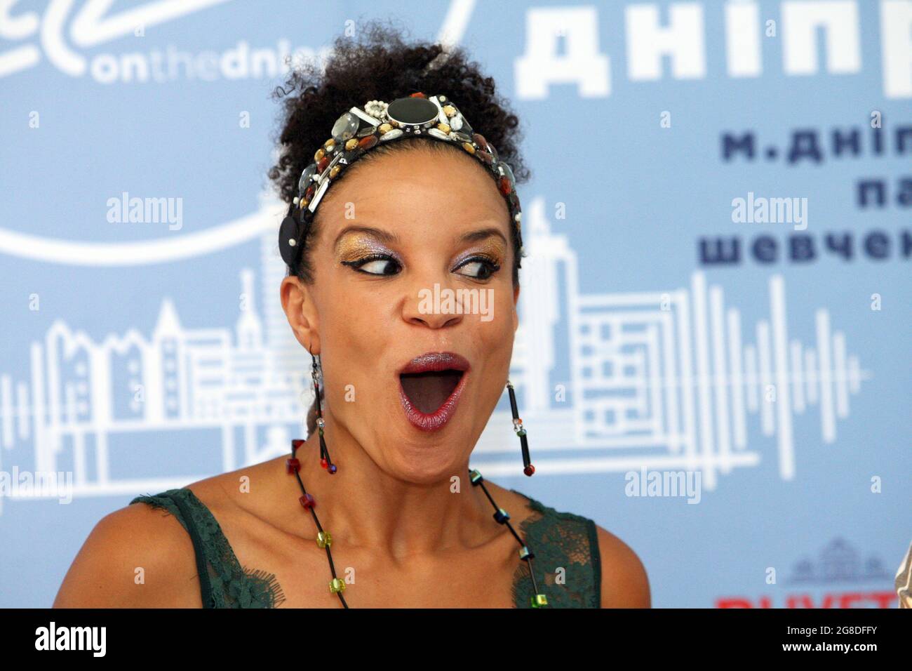 Nicolle rochelle hi-res stock photography and images - Alamy