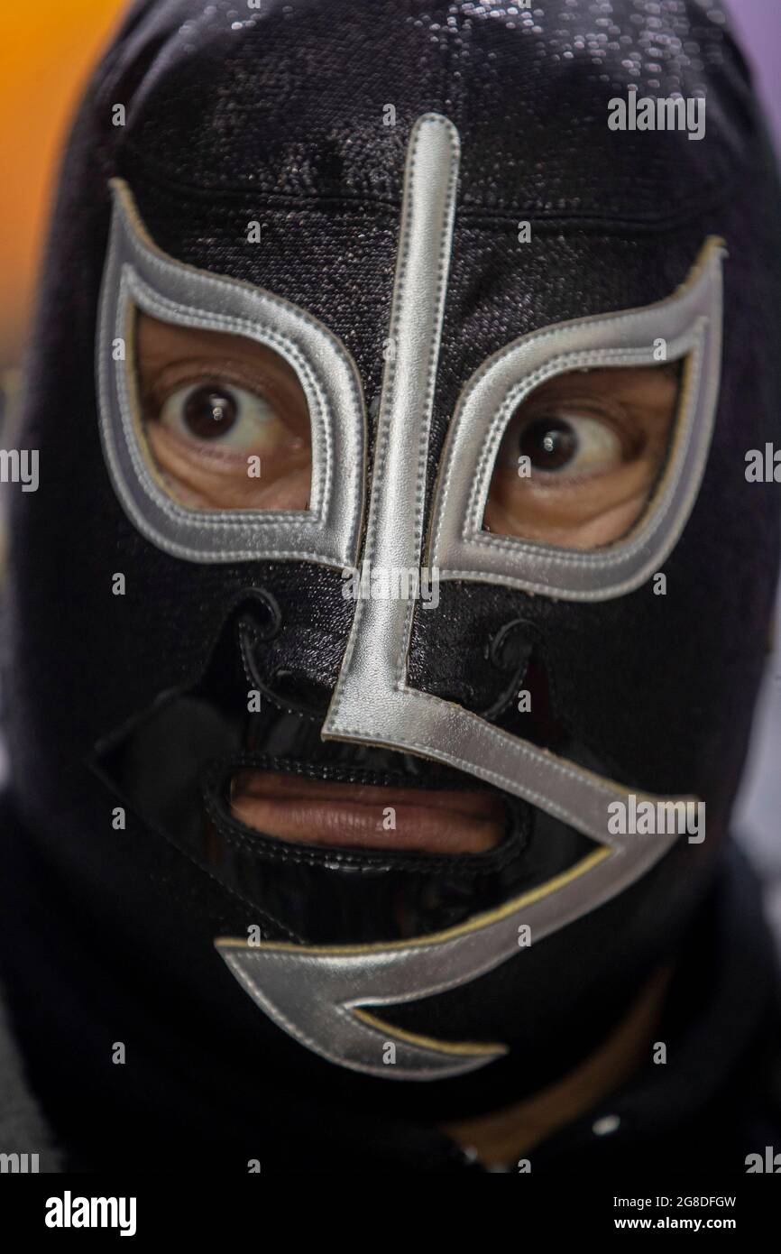 Wrestling legend hi-res stock photography and images - Alamy