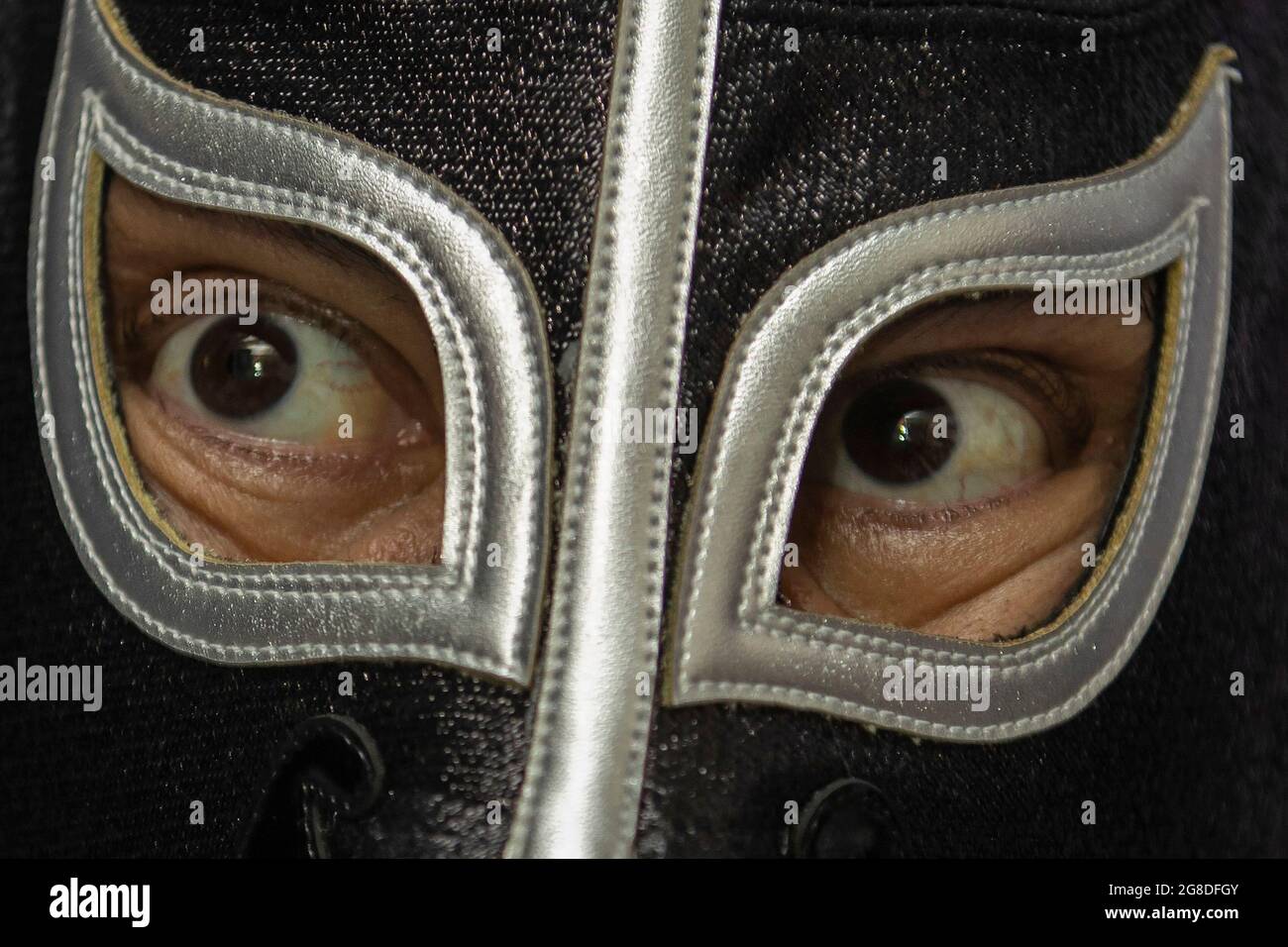 Non Exclusive: MEXICO CITY, MEXICO - JULY 17: Wrestling legend 'El Rayo ...