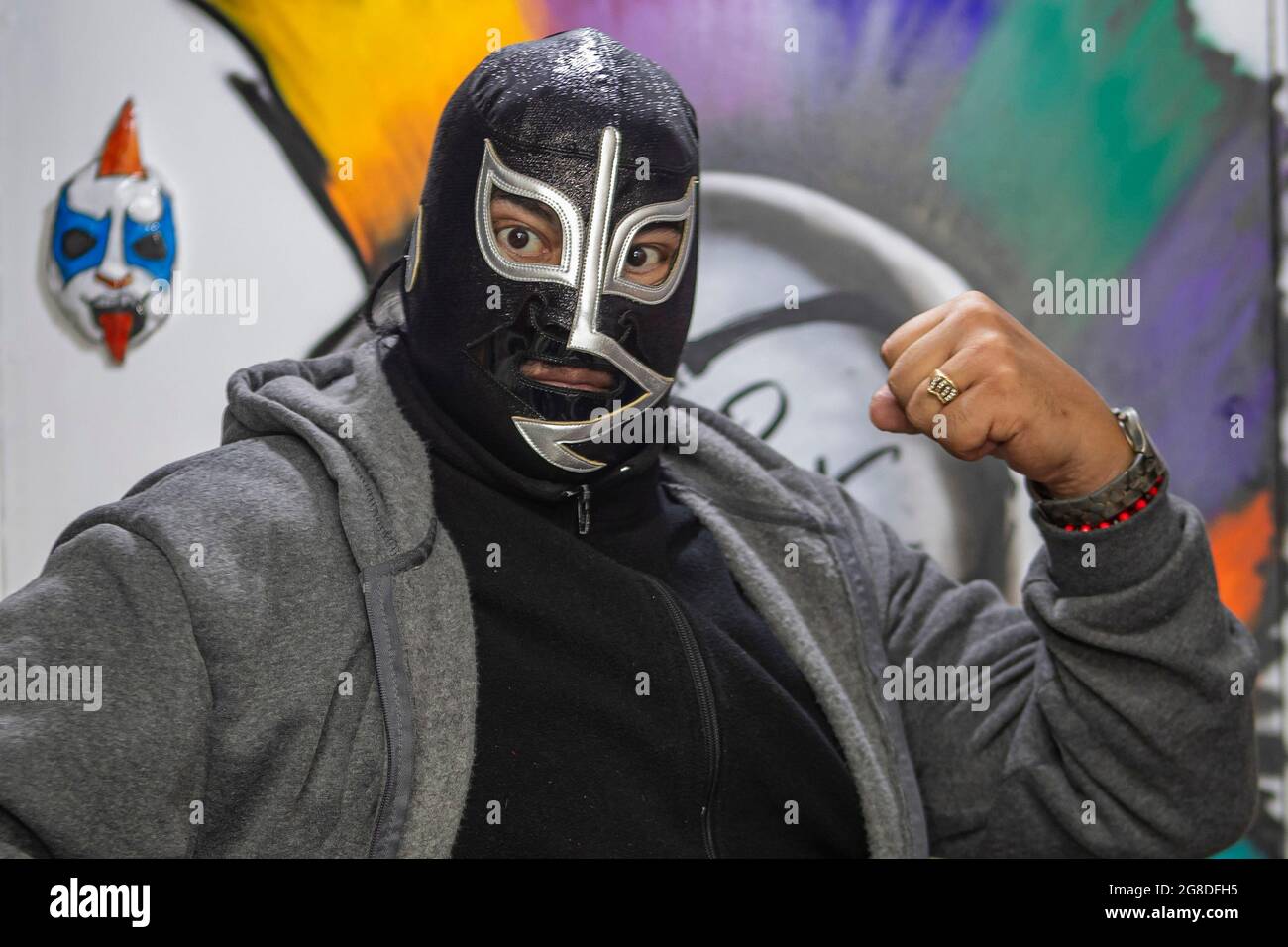Non Exclusive: MEXICO CITY, MEXICO - JULY 17: Wrestling legend 'El Rayo ...