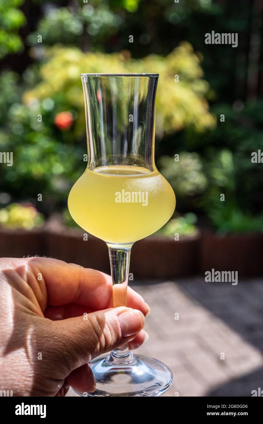 Limoncello amalfi bar hi-res stock photography and images - Alamy