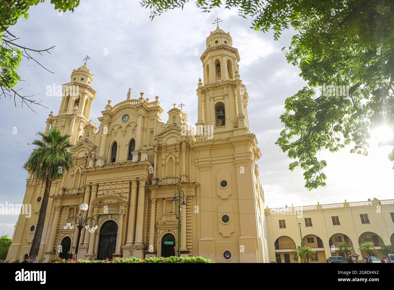 Metropolitan Cathedral of Hermosillo, a majestic construction that ...