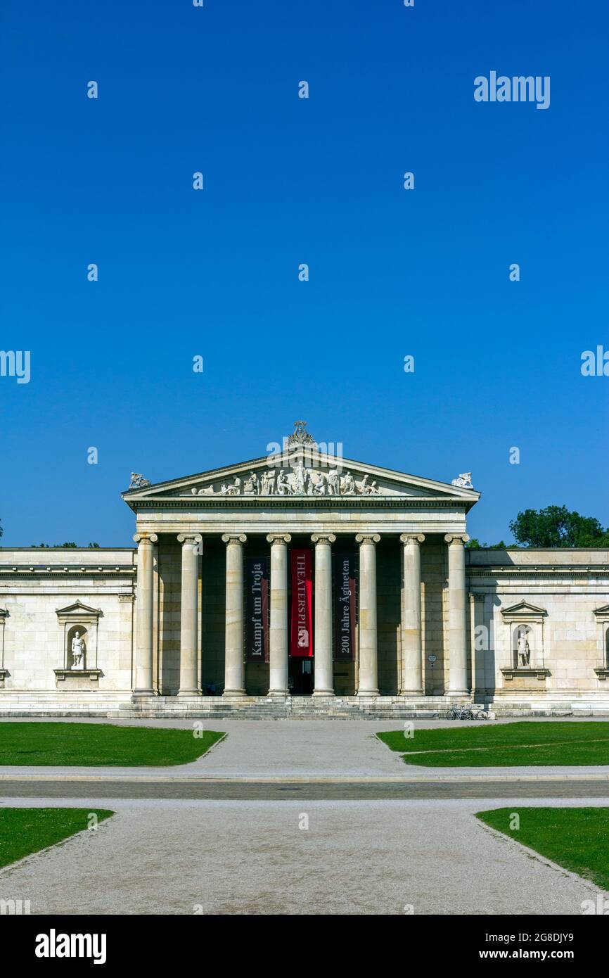 Glyptothek is a museum in munich hi-res stock photography and images ...