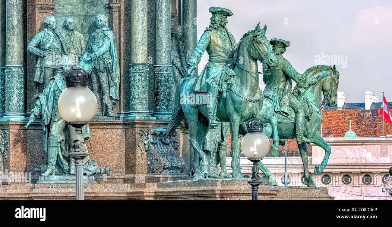 Classical sculpture in Vienna, Austria Stock Photo - Alamy