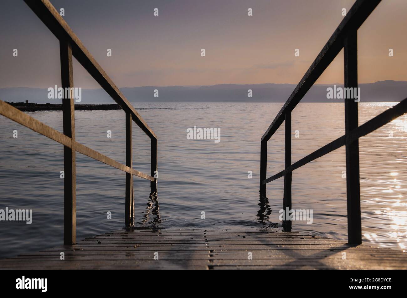 Logistic marine hi-res stock photography and images - Alamy