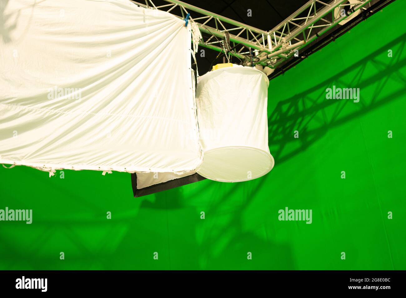 Movie set green screen motion hi-res stock photography and images - Alamy