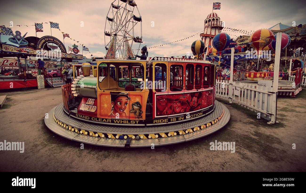 Skegness fun fair hi-res stock photography and images - Alamy