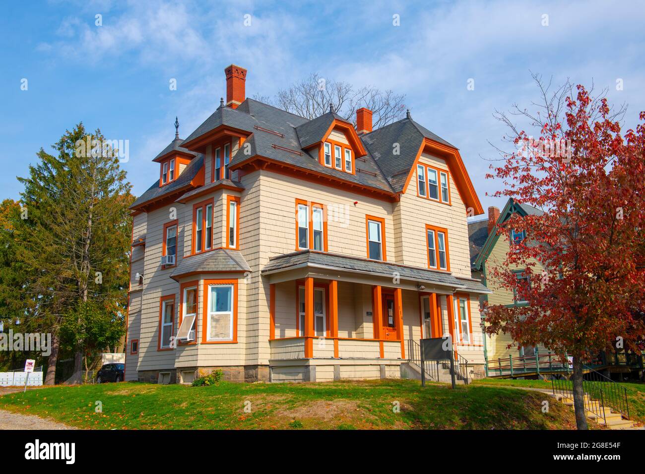 Clark university building hi-res stock photography and images - Alamy