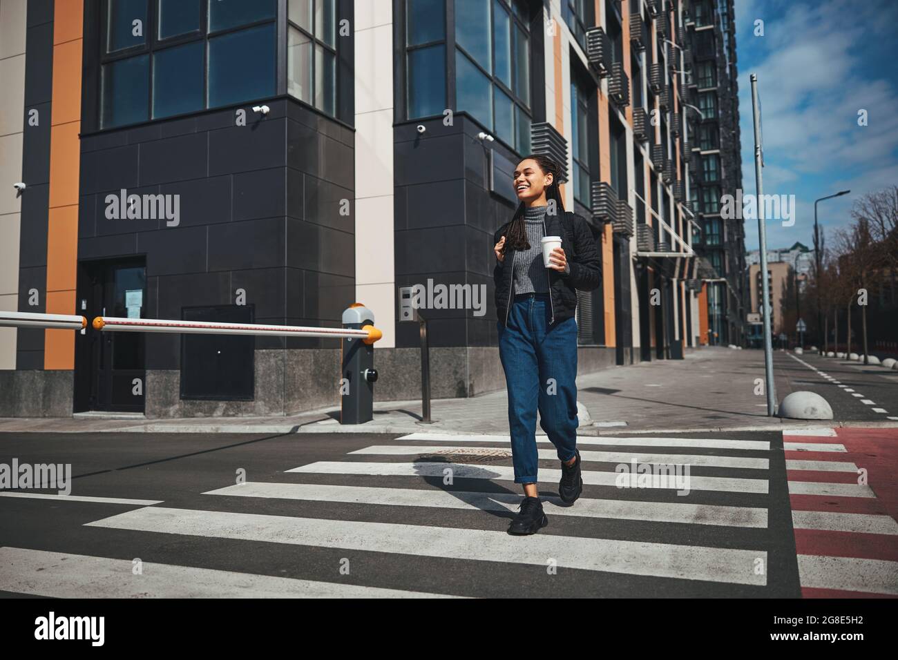 Following traffic rules hi-res stock photography and images - Alamy