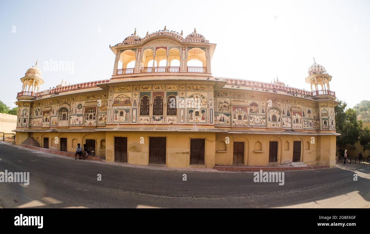 Sisodia Rani Ka Bagh Palace, Jaipur, Rajasthan, India Stock Photo - Alamy
