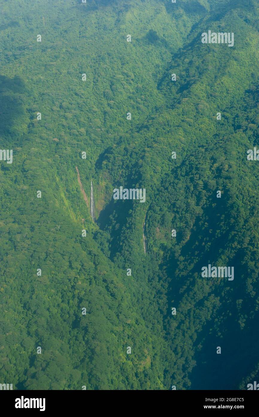 Aerial of the island of Upolo, Samoa, South Pacific Stock Photo - Alamy