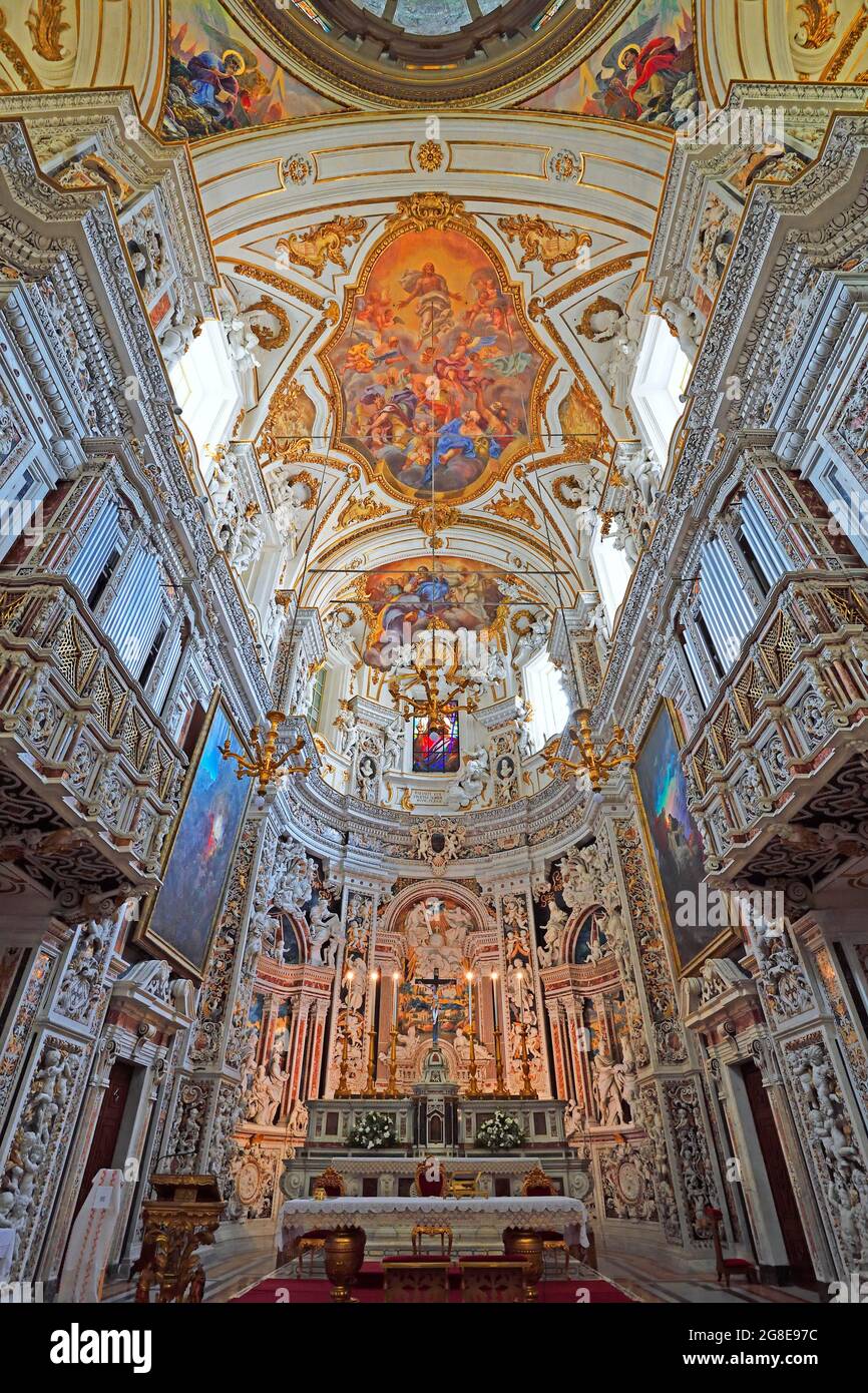 Altar and ceiling painting, Chiesa Del Gesu a Casa Prosessa, Palermo ...