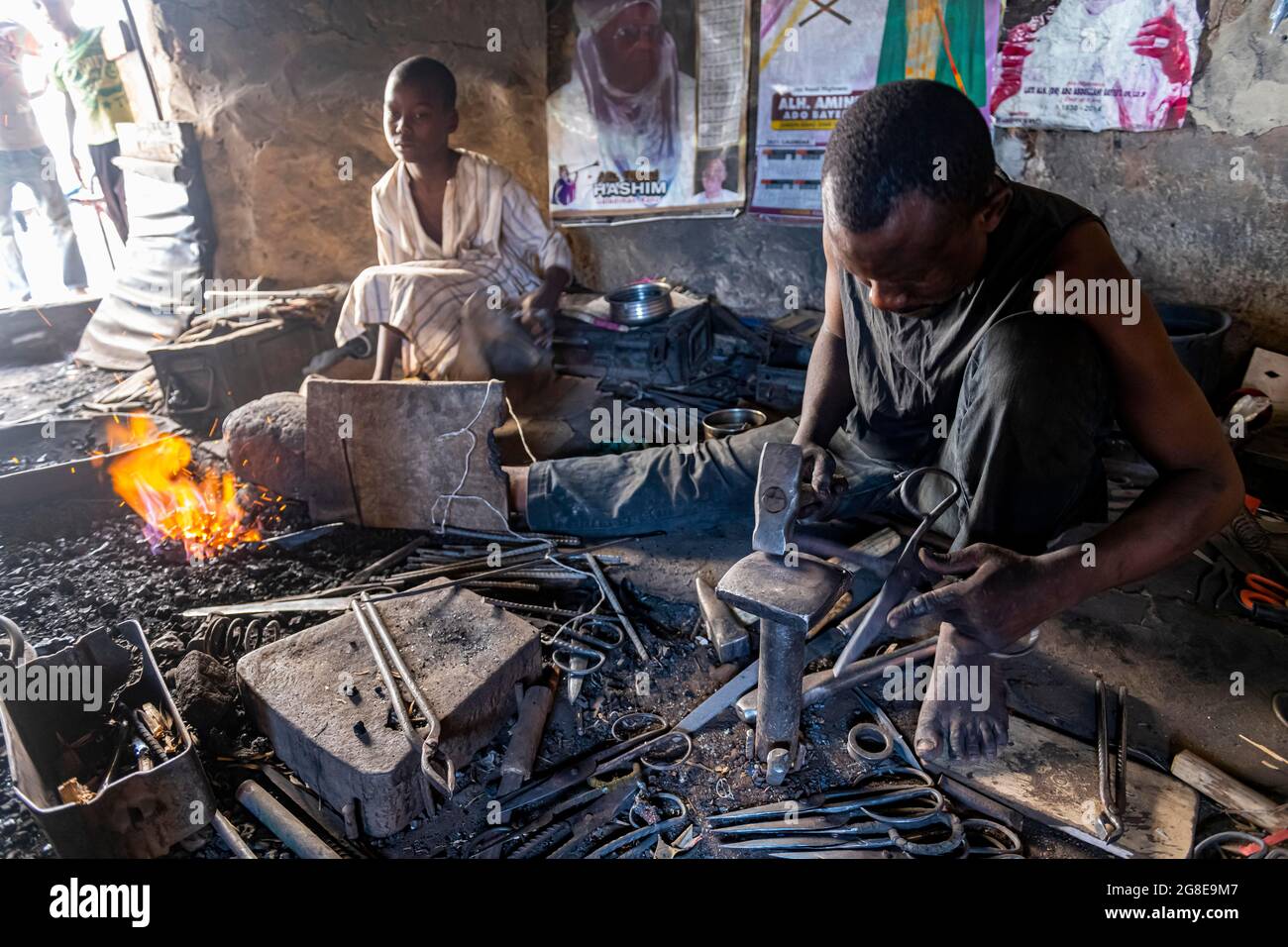 Metal workers in the bazaar, Kano, Kano state, Nigeria Stock Photo - Alamy