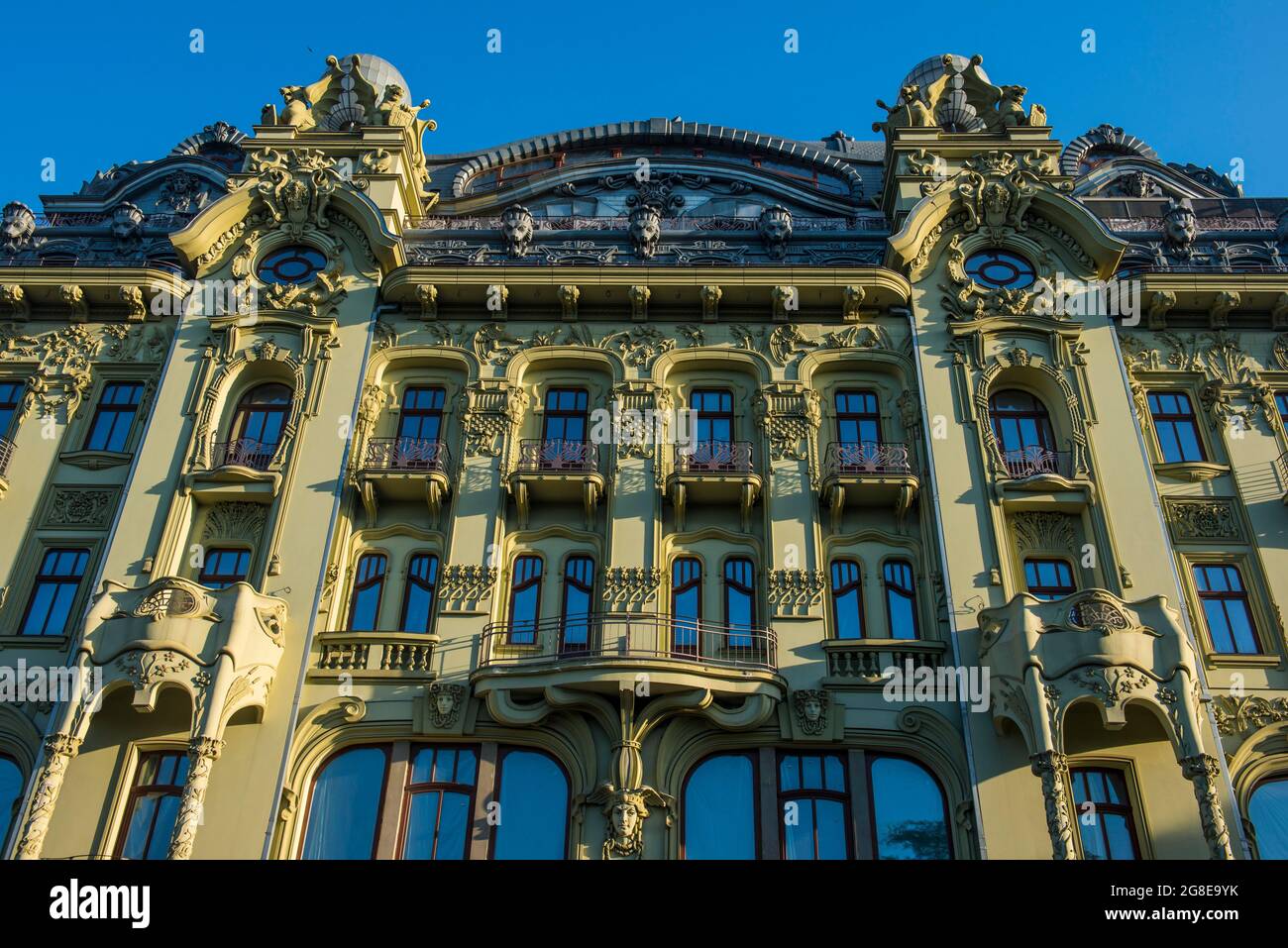 Beautiful historic building hi-res stock photography and images - Alamy