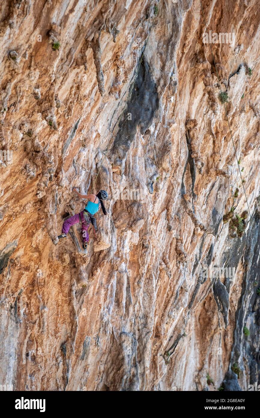 Grande Grotta, Armeos sector, lead climbing, sport climbing, Kalymnos ...