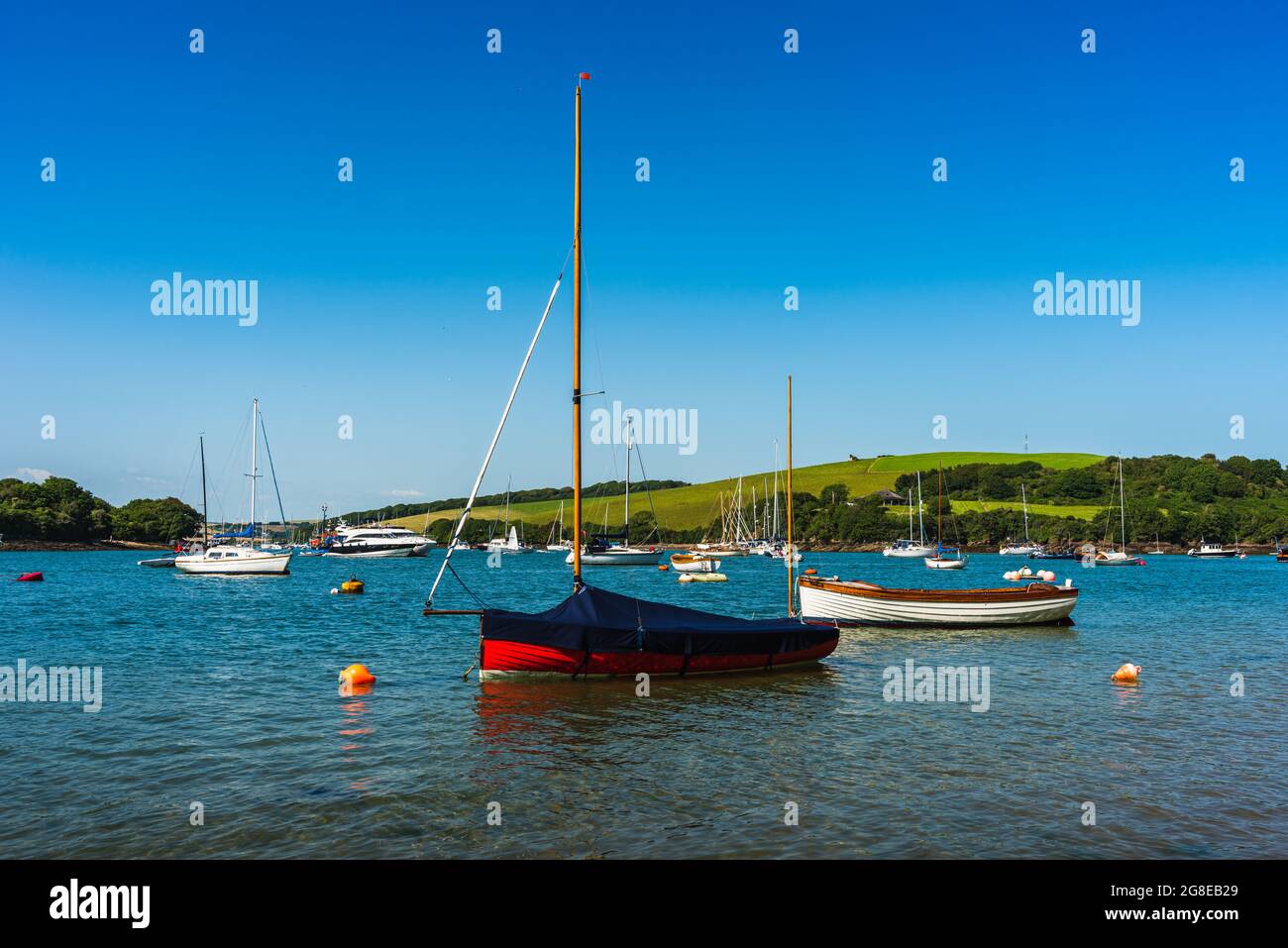 View of Kingsbridge Estuary and boats, SALCOMBE, Kingsbridge, Devon ...