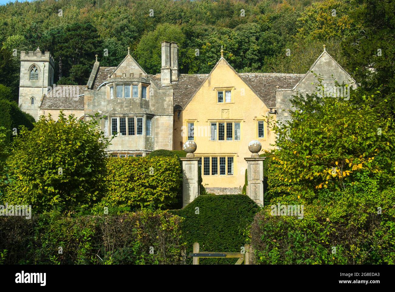 Owlpen manor house hi-res stock photography and images - Alamy