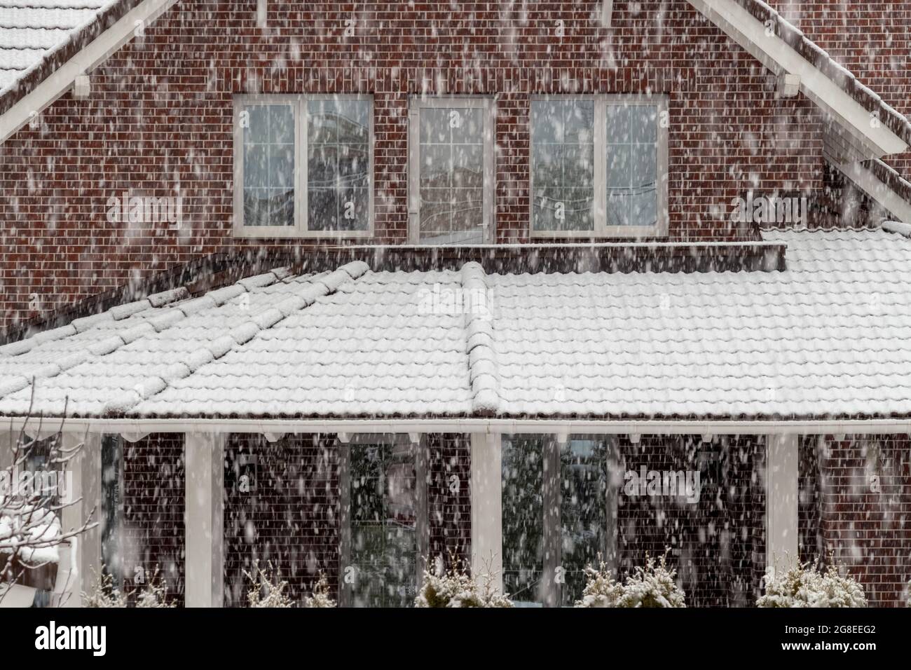 Snowfall outside the window hi-res stock photography and images - Alamy