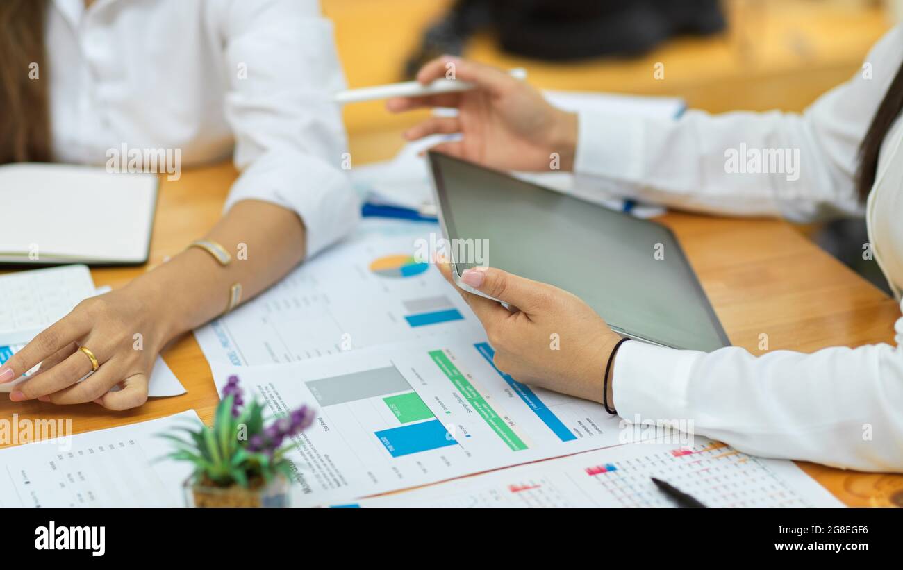 Auditor team hi-res stock photography and images - Alamy