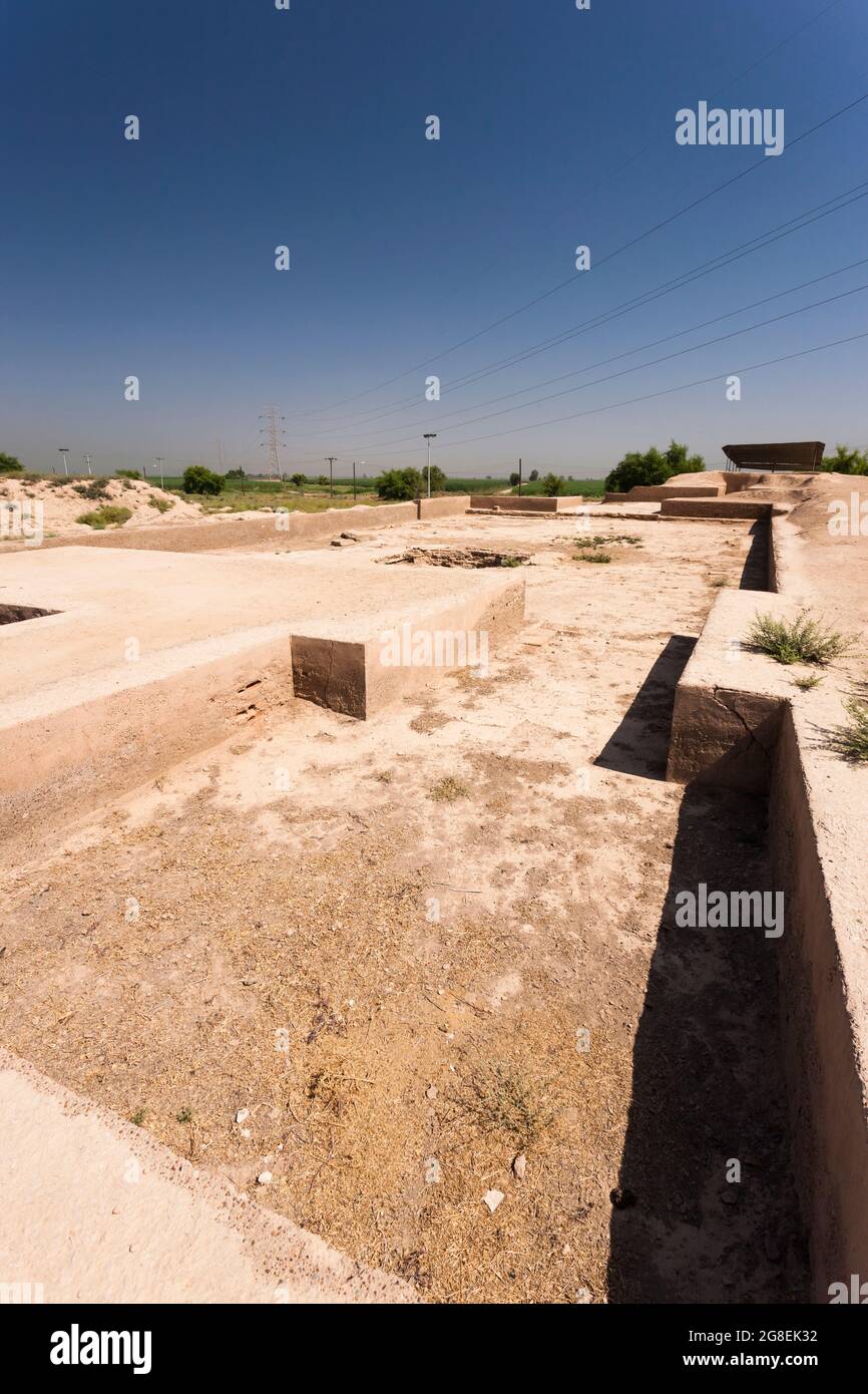 Haft Tappeh(Haft tepe), excavation site of ancient Elamite city ...