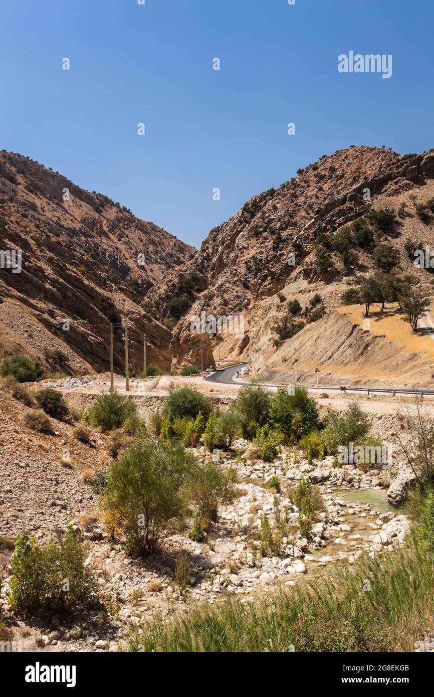 Presumed ancient "Persian Gate", Alexander the great battle with Persia ...