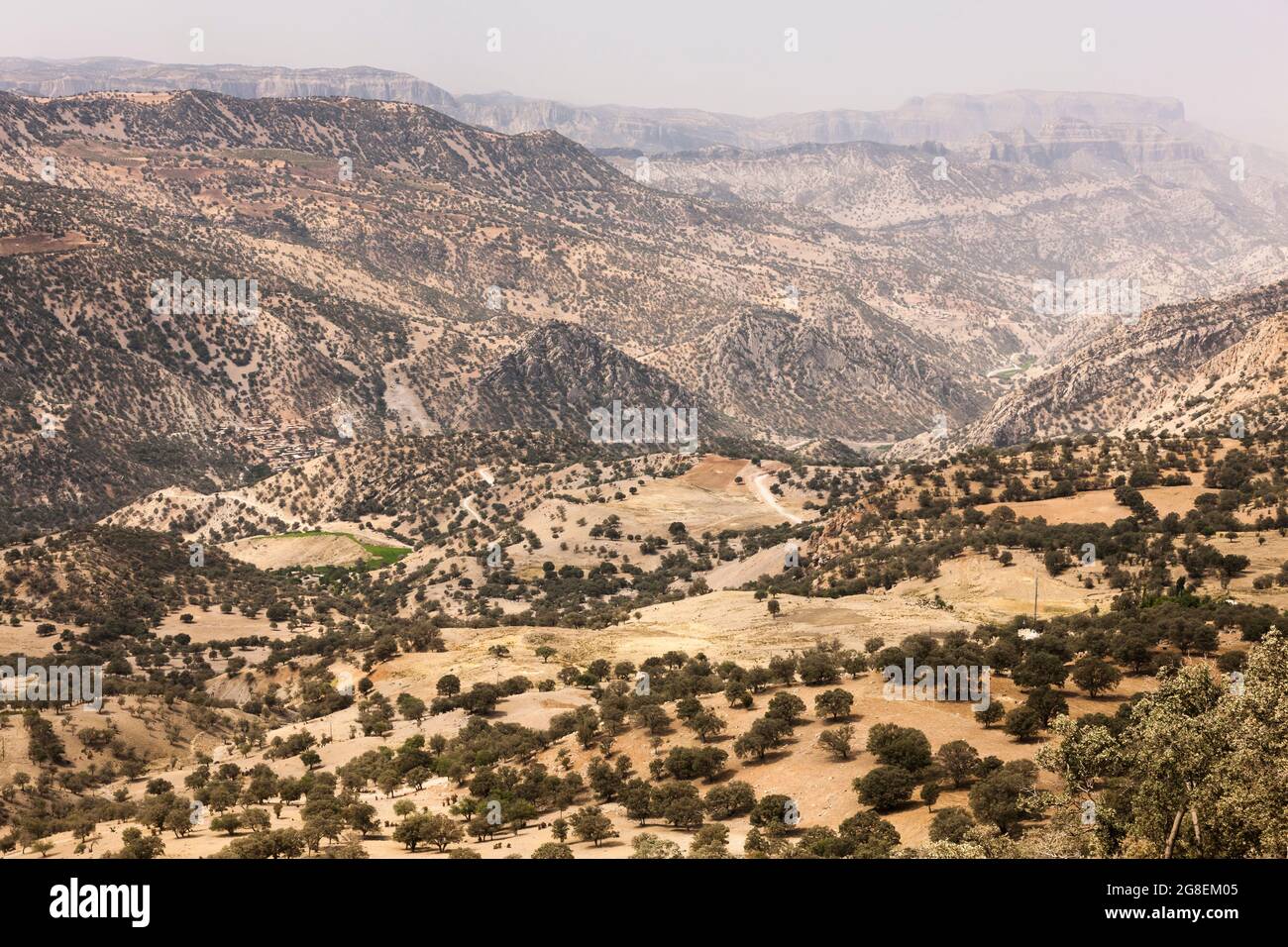 View of Fahliyan valley from Bolsoru pass, Zagros mountains, , Fars ...