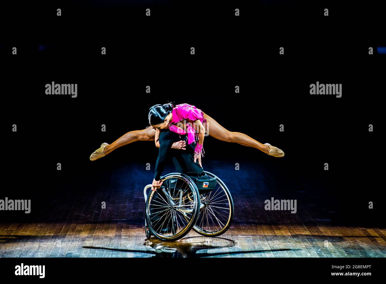 World para-dancesport champions Julius Obero and Rhea Marquez from ...