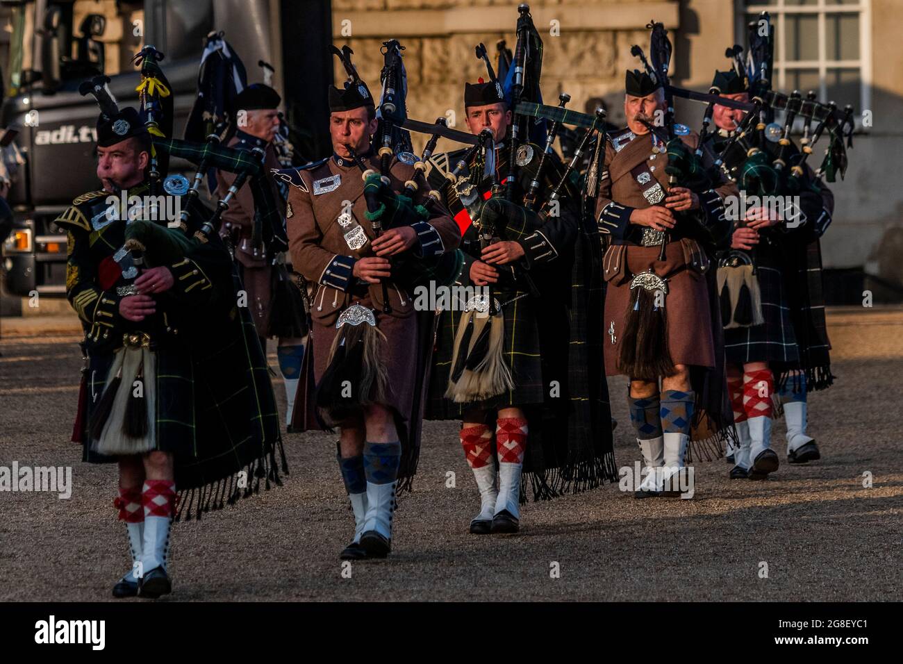 London, UK. 19th July, 2021. Pipes and Drums of the London Scottish and ...