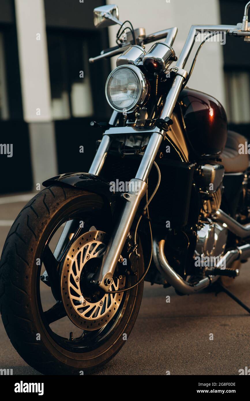 Chopper front hi-res stock photography and images - Alamy