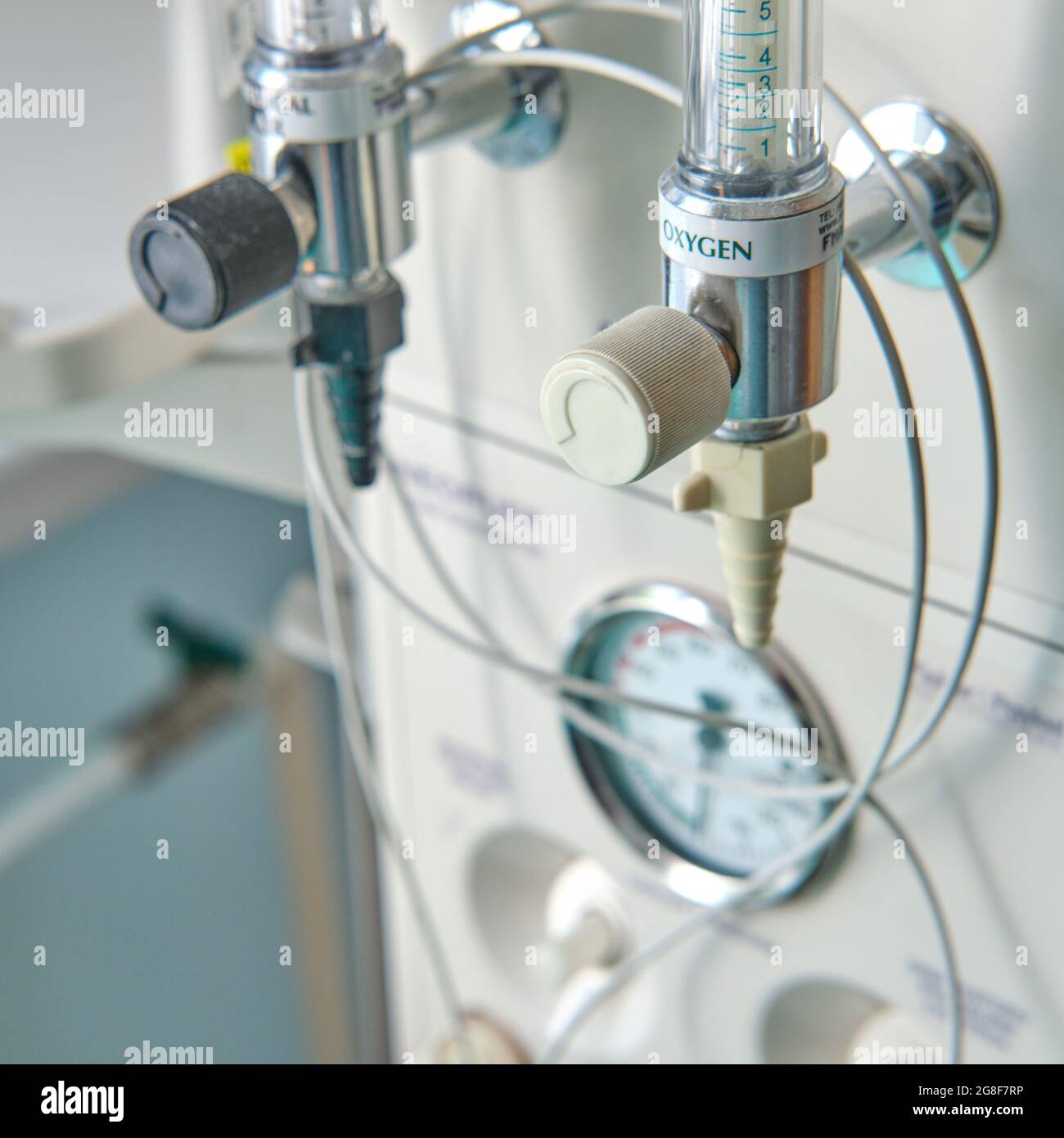 A device for resuscitation of infants and checking the child on the ...