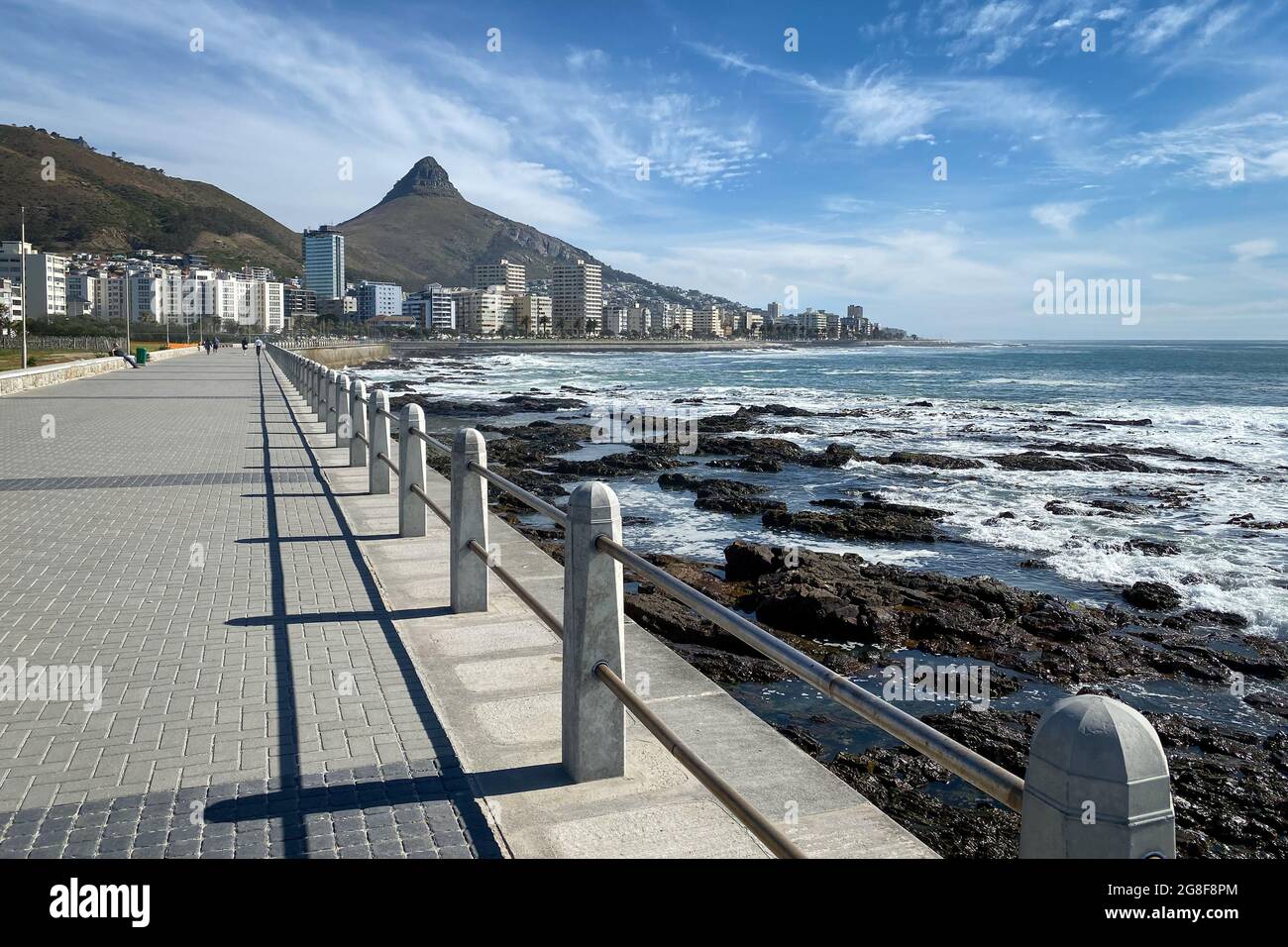 Sceniv view of Sea Point Promenade with scenic view Seapoint district ...