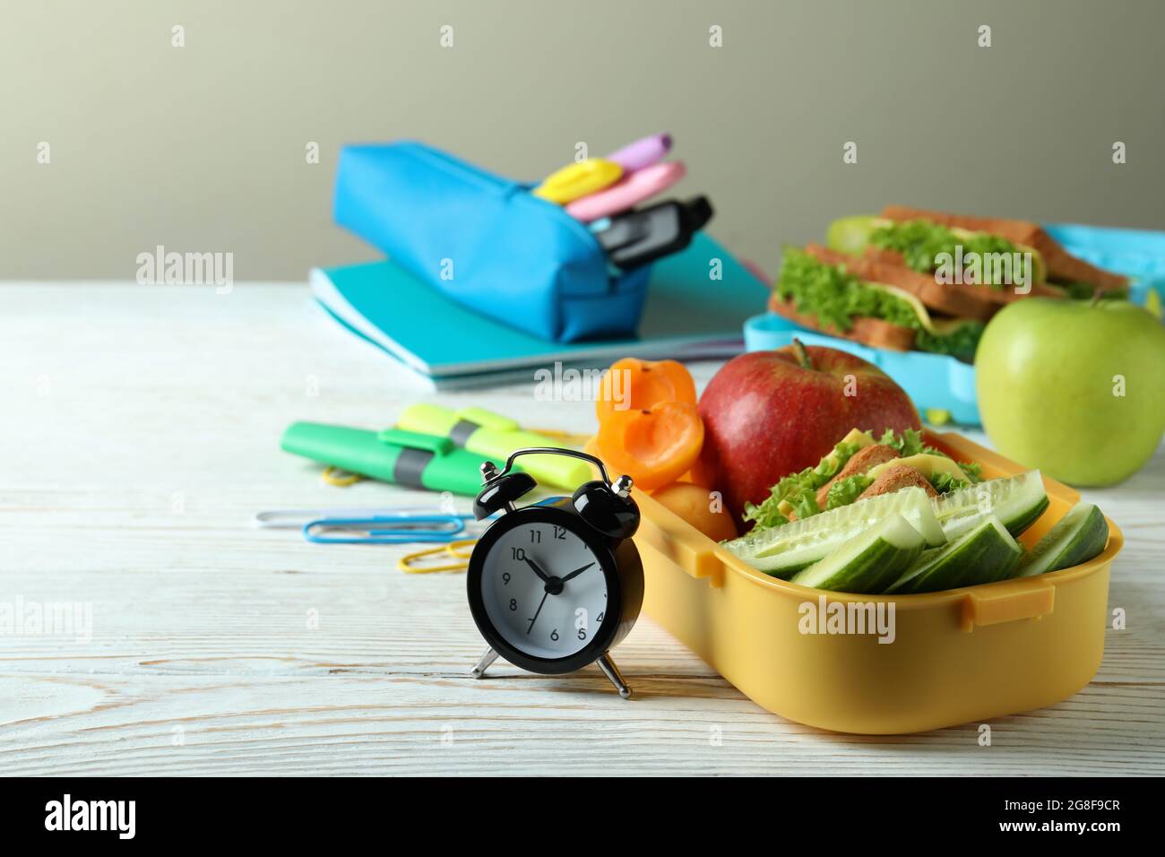 Plastic boxes study hi-res stock photography and images - Alamy