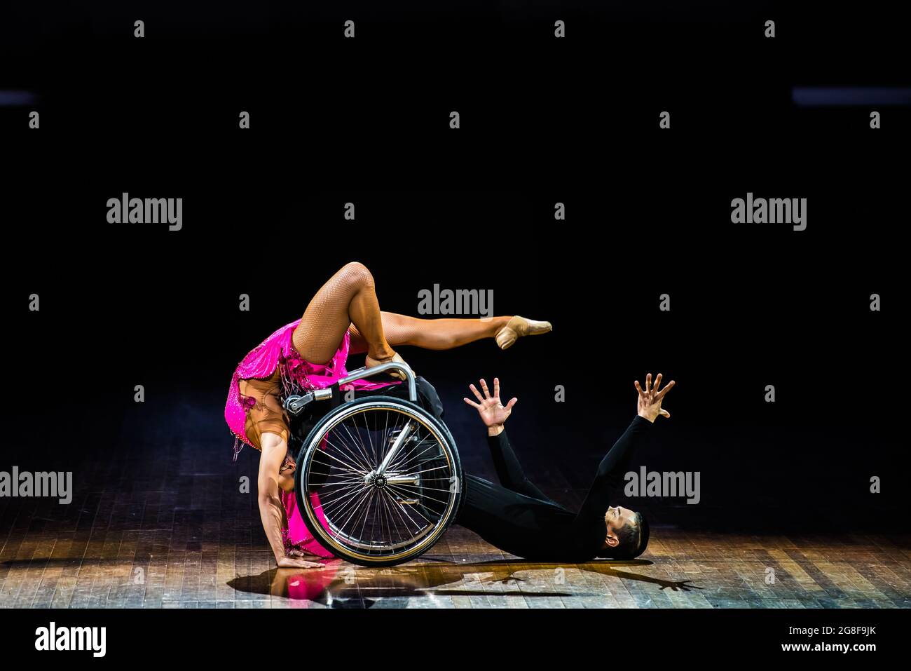 World para-dancesport champions Julius Obero and Rhea Marquez from ...