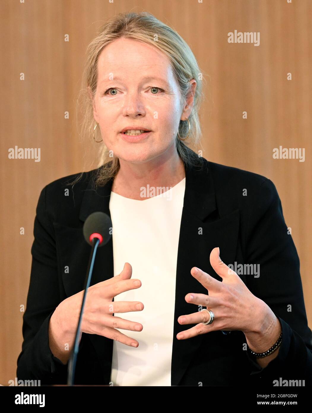 Stuttgart, Germany. 20th July, 2021. Thekla Walker (Bündnis 90/Die ...