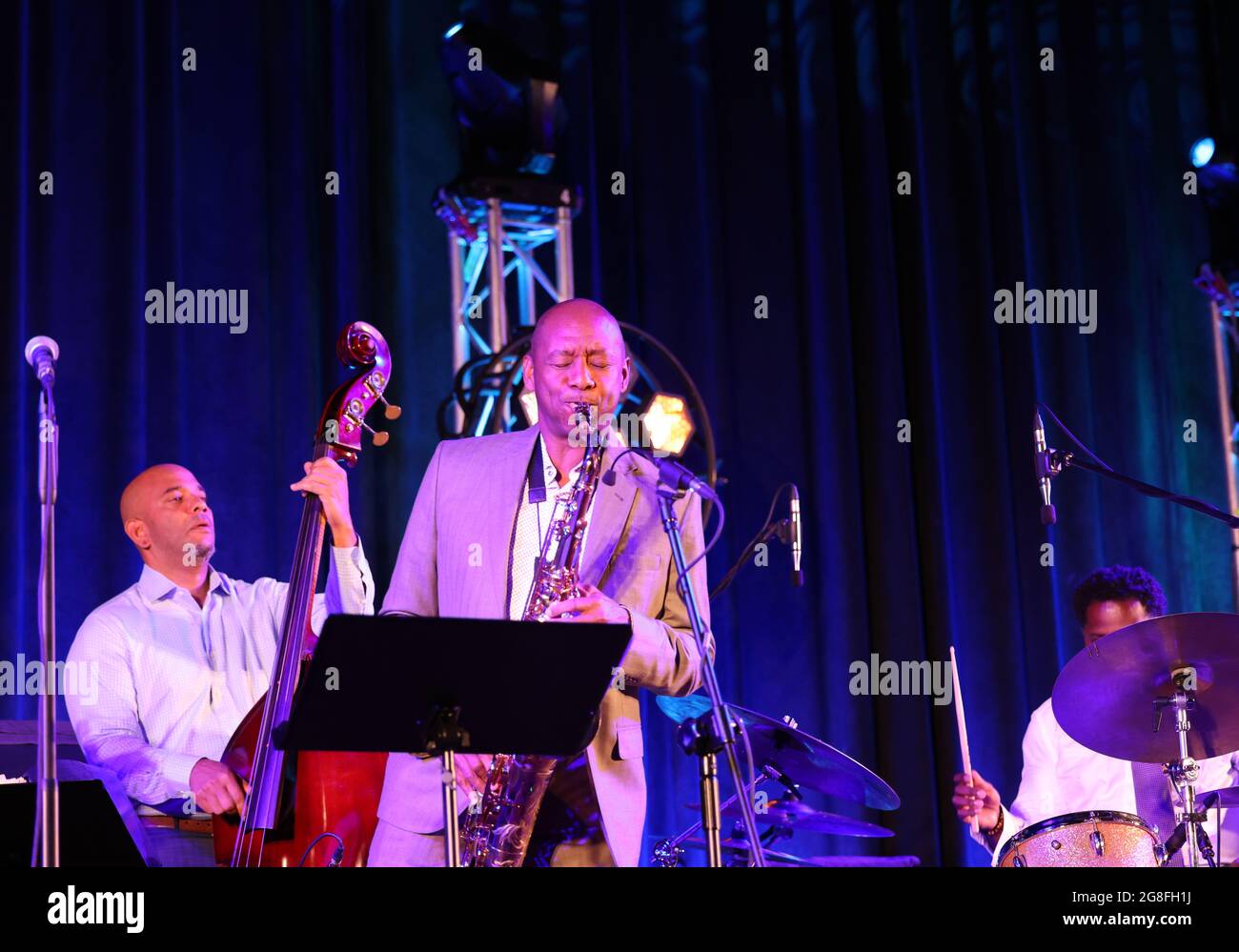 Joey calderazzo hi-res stock photography and images - Alamy