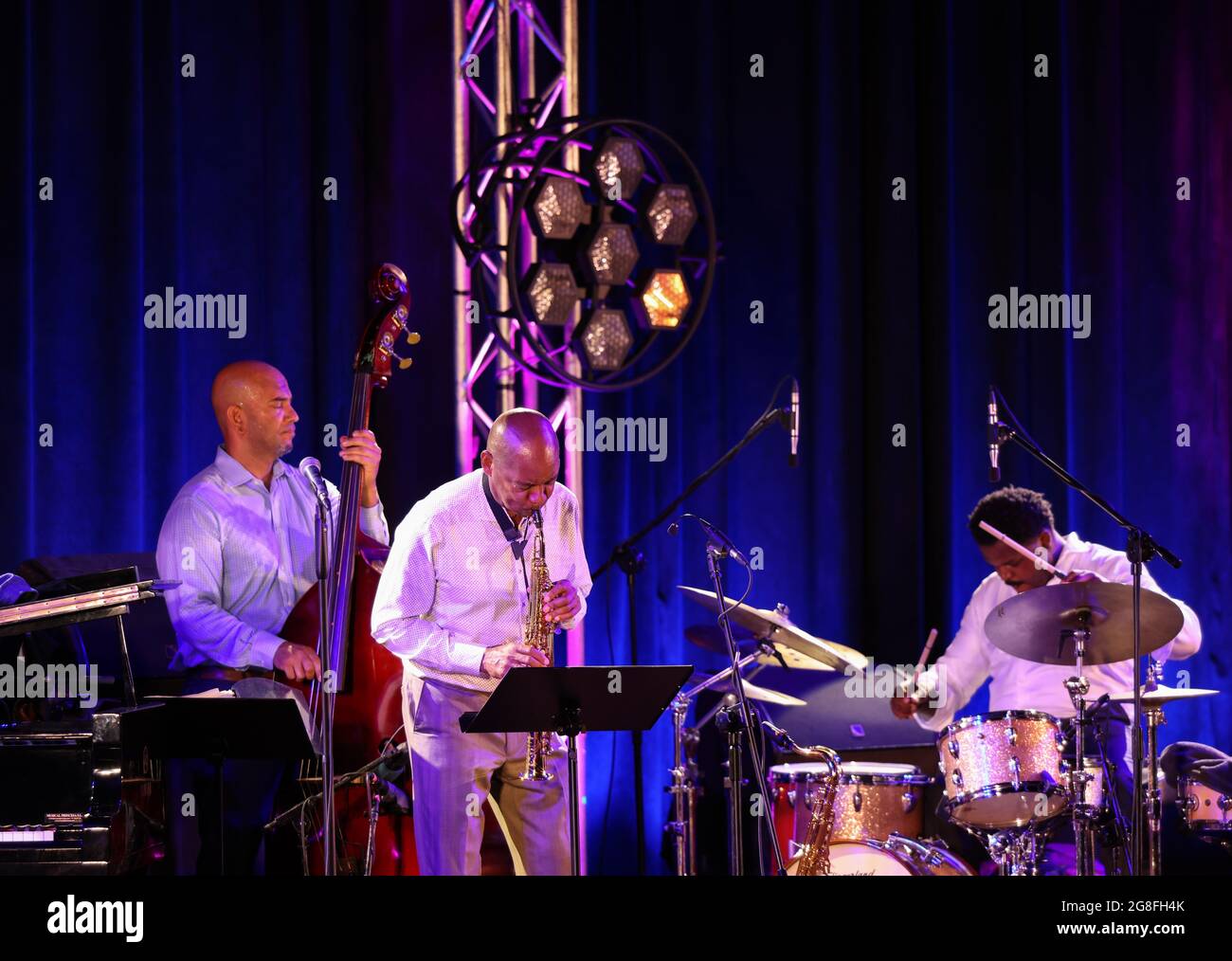 Joey calderazzo hi-res stock photography and images - Alamy