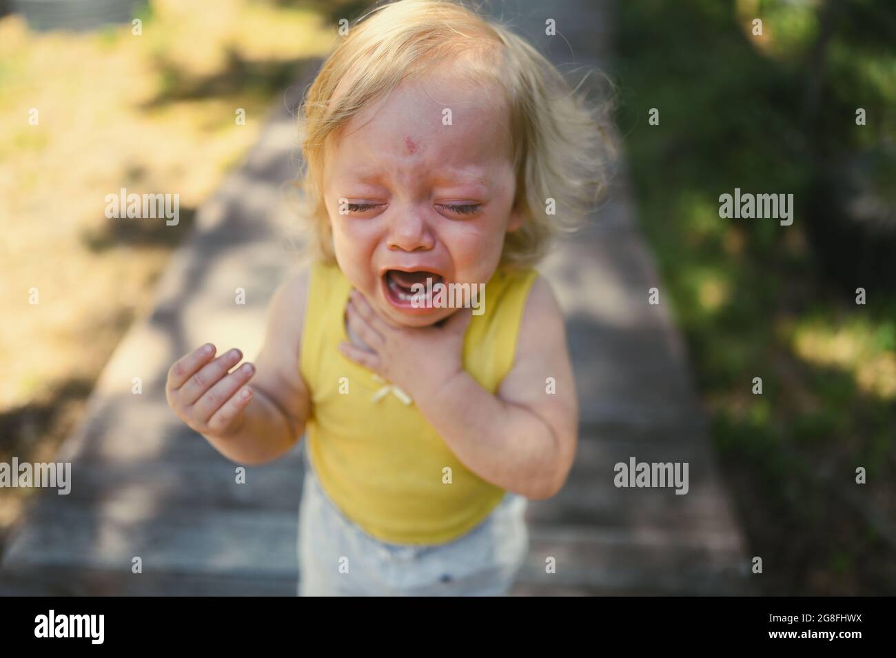 Little girl running up steps hi-res stock photography and images - Alamy