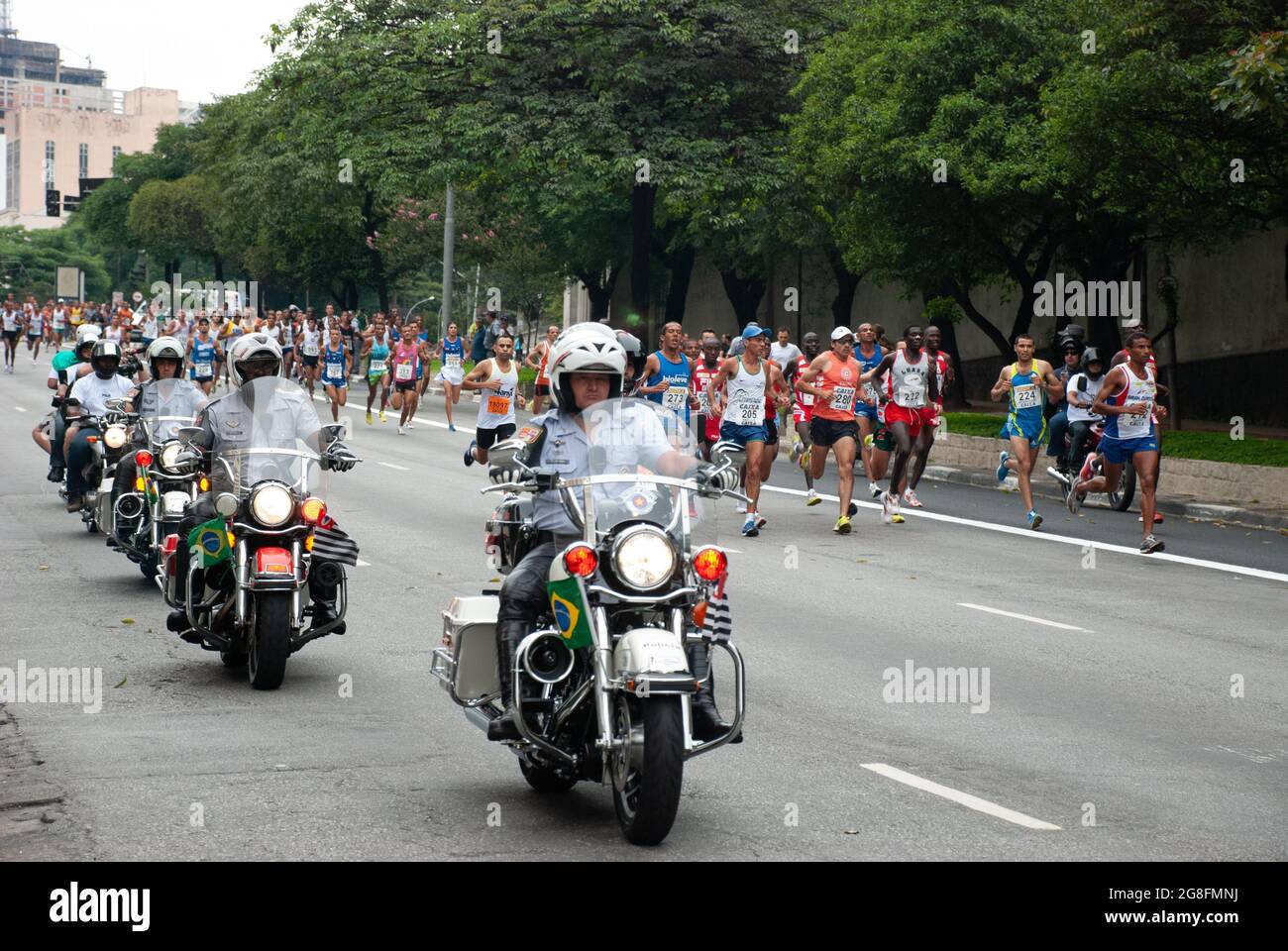 Officers on motorcycles hi-res stock photography and images - Alamy