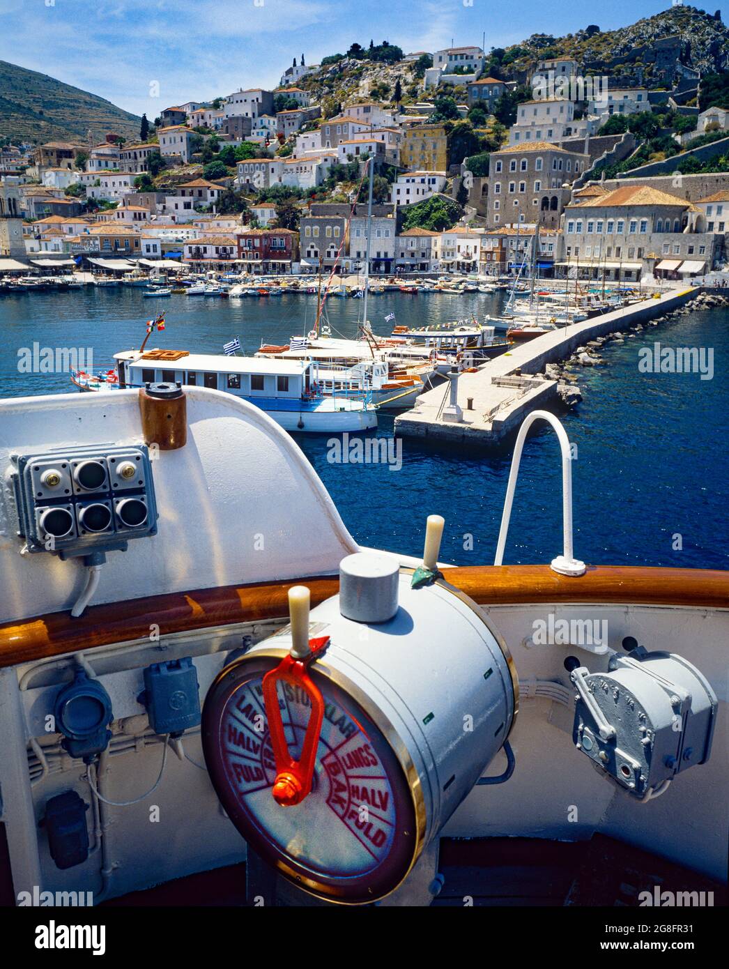 Engines orders telegraphs hi-res stock photography and images - Alamy