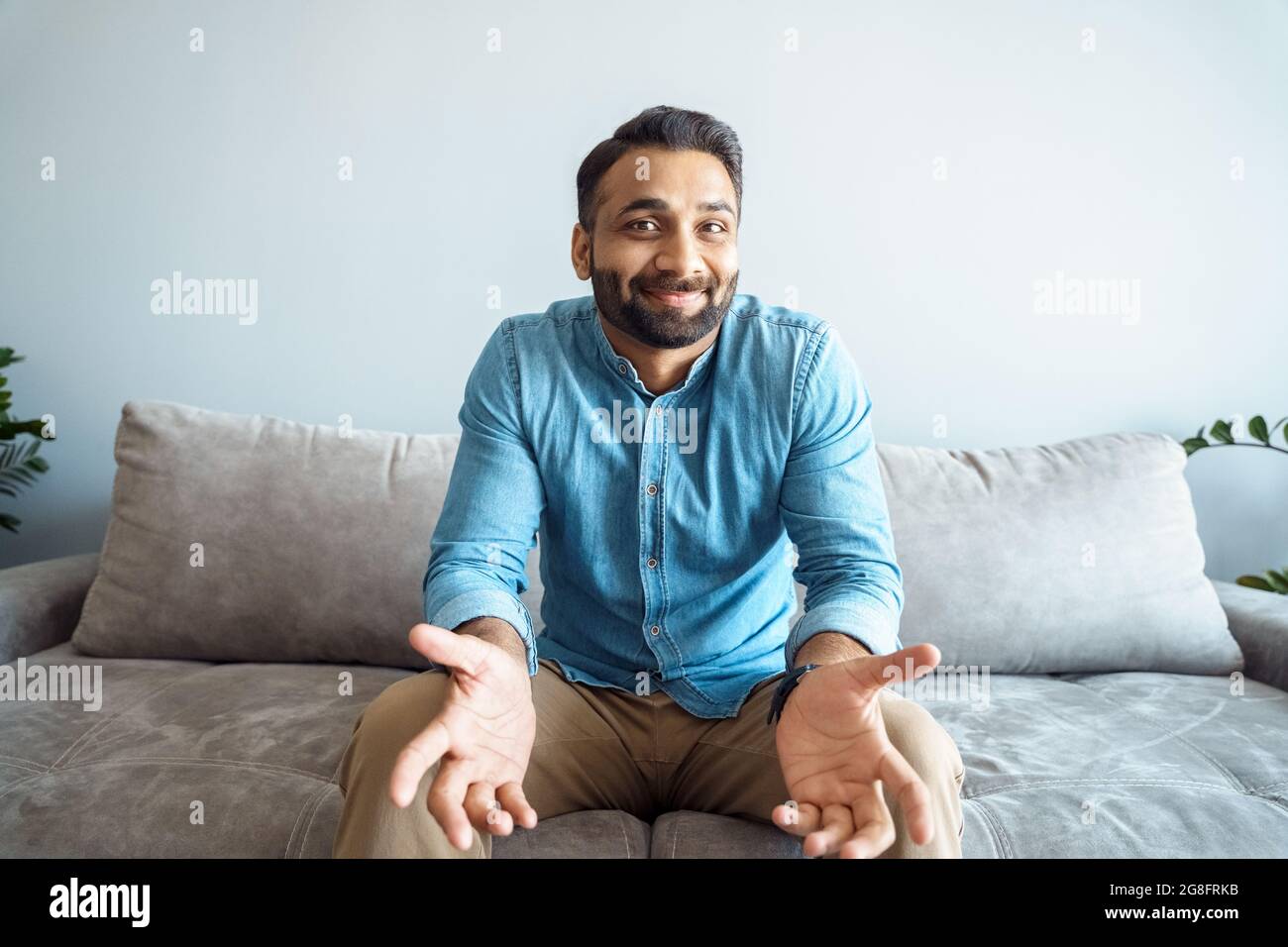 Indian speaking hi-res stock photography and images - Alamy