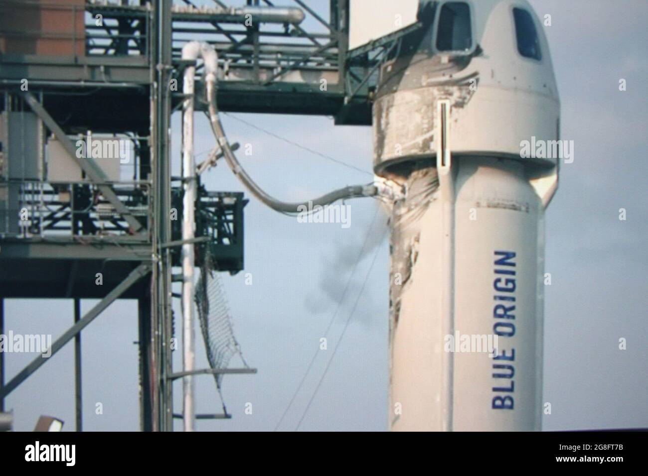 Blue origin be 3 rocket hi-res stock photography and images - Alamy