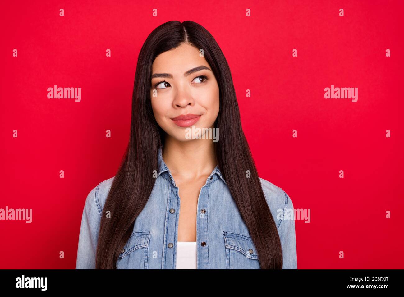 Photo of young pretty lovely chinese girl happy positive smile dream ...